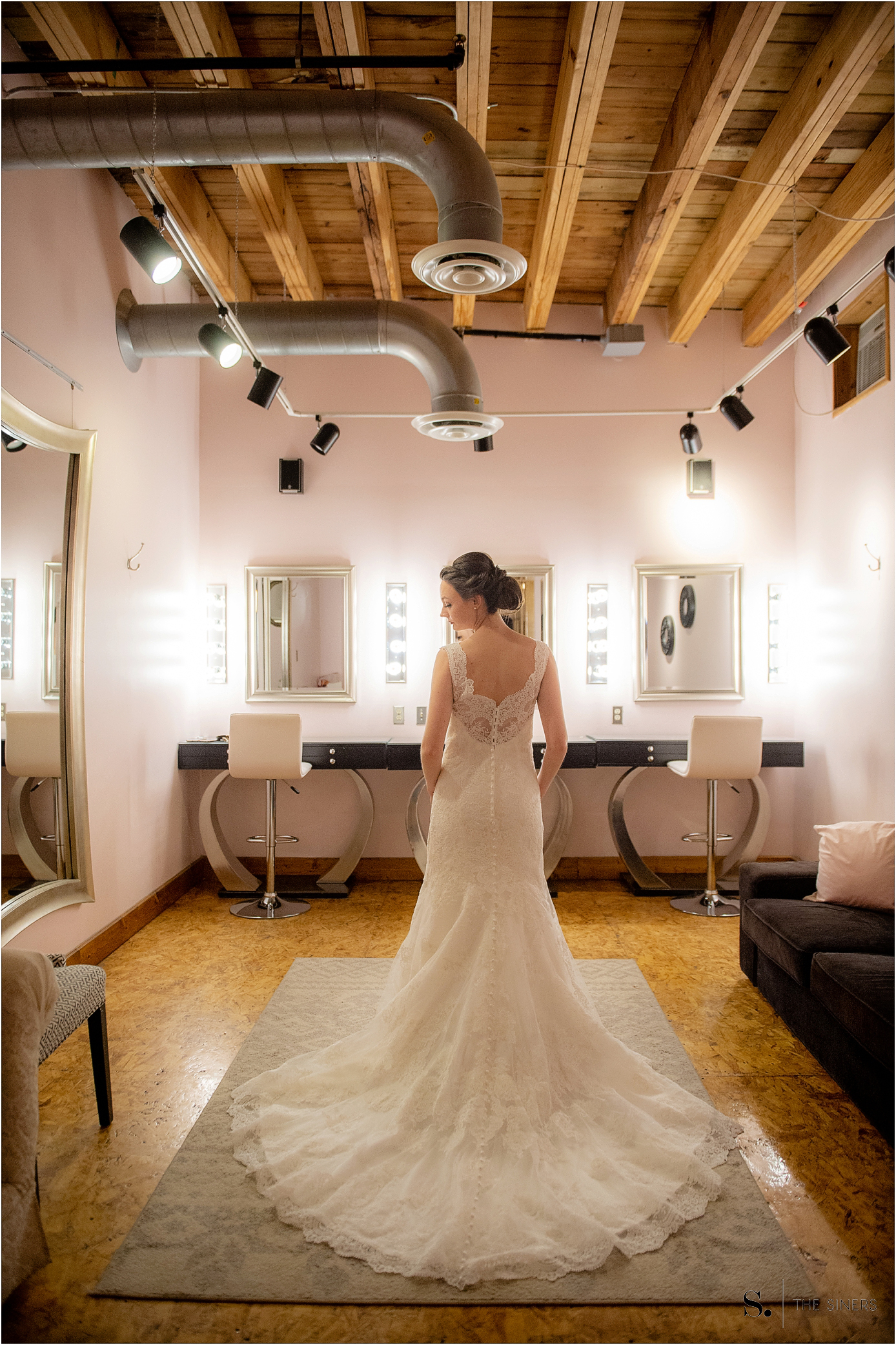 Indianapolis Wedding Photographer | Mavris Event Center Wedding | Ross ...